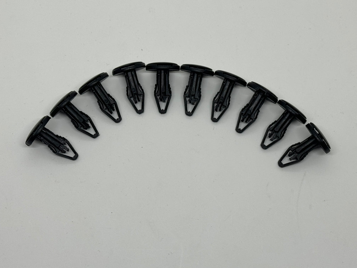 Silverado 1500 Radiator Cover Clips | Under Bonnet Push-In Fasteners ...