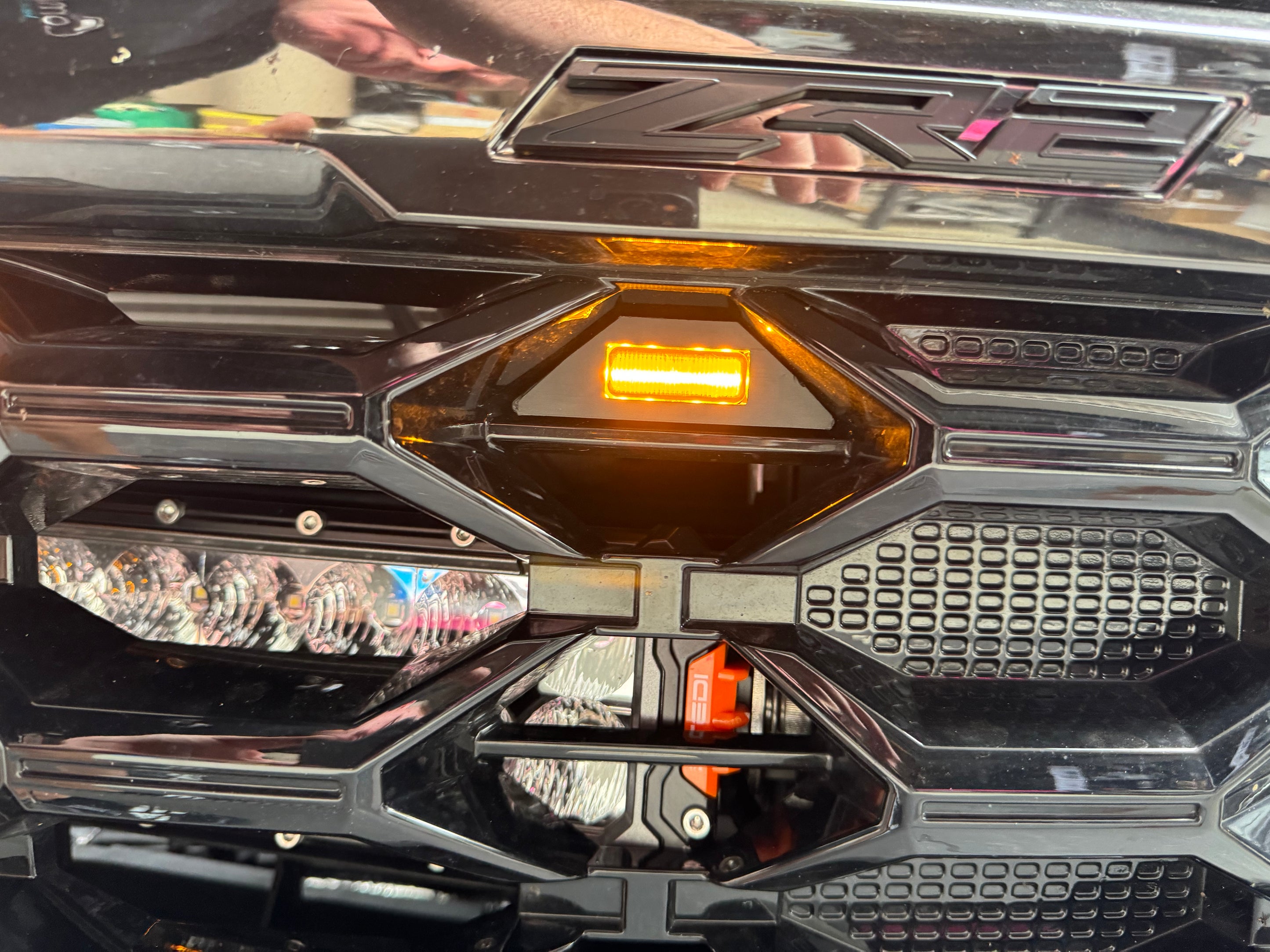 Chevrolet Silverado ZR2 Grill LED Lights & 3D Printed Brackets Kit (20 ...