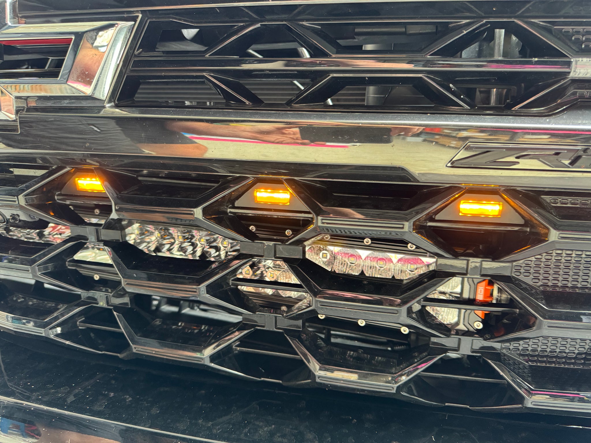 Chevrolet Silverado ZR2 Grill LED Lights & 3D Printed Brackets Kit (20 ...