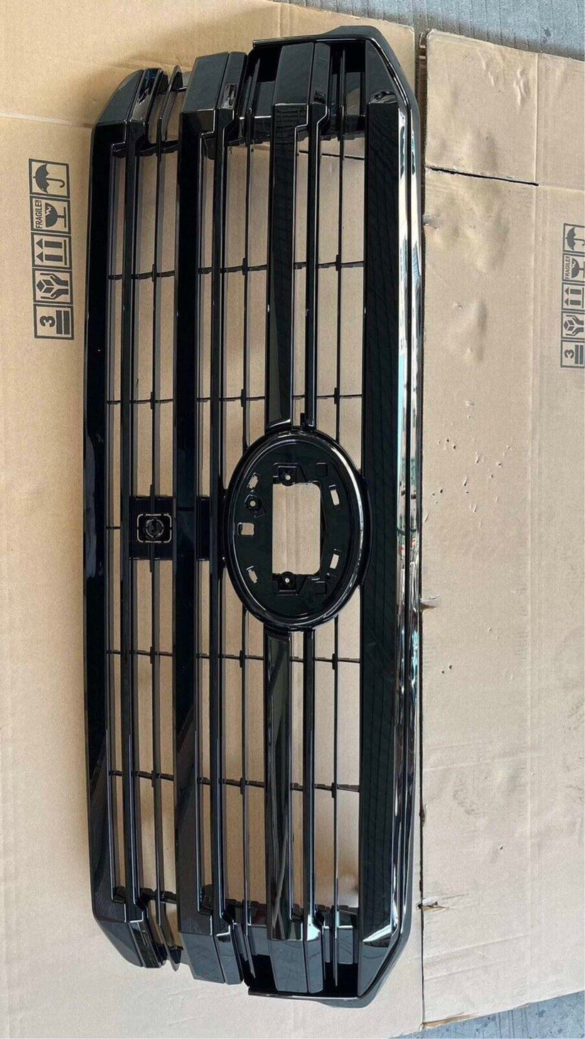 Toyota Landcruiser 300 Series Factory Style Grill – Complete Vehicle ...